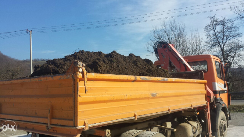 Zemlja humus crnica za uredjenje dvorista - Zemlja za cvijeće - OLX.ba