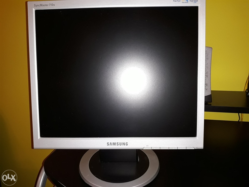 SAMSUNG SyncMaster 710N - Monitori - OLX.ba