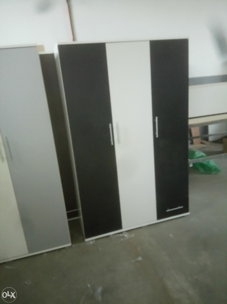 Trokrilni orman 40 cm dubine - Ormari/Plakari - OLX.ba