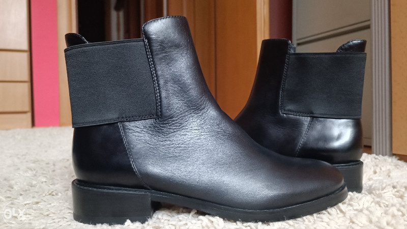 CLARKS MARQUETTE br.41.5 uk 7.5 ŽENSKE ČIZMICE GLEŽNJAČE - Čizme za ...