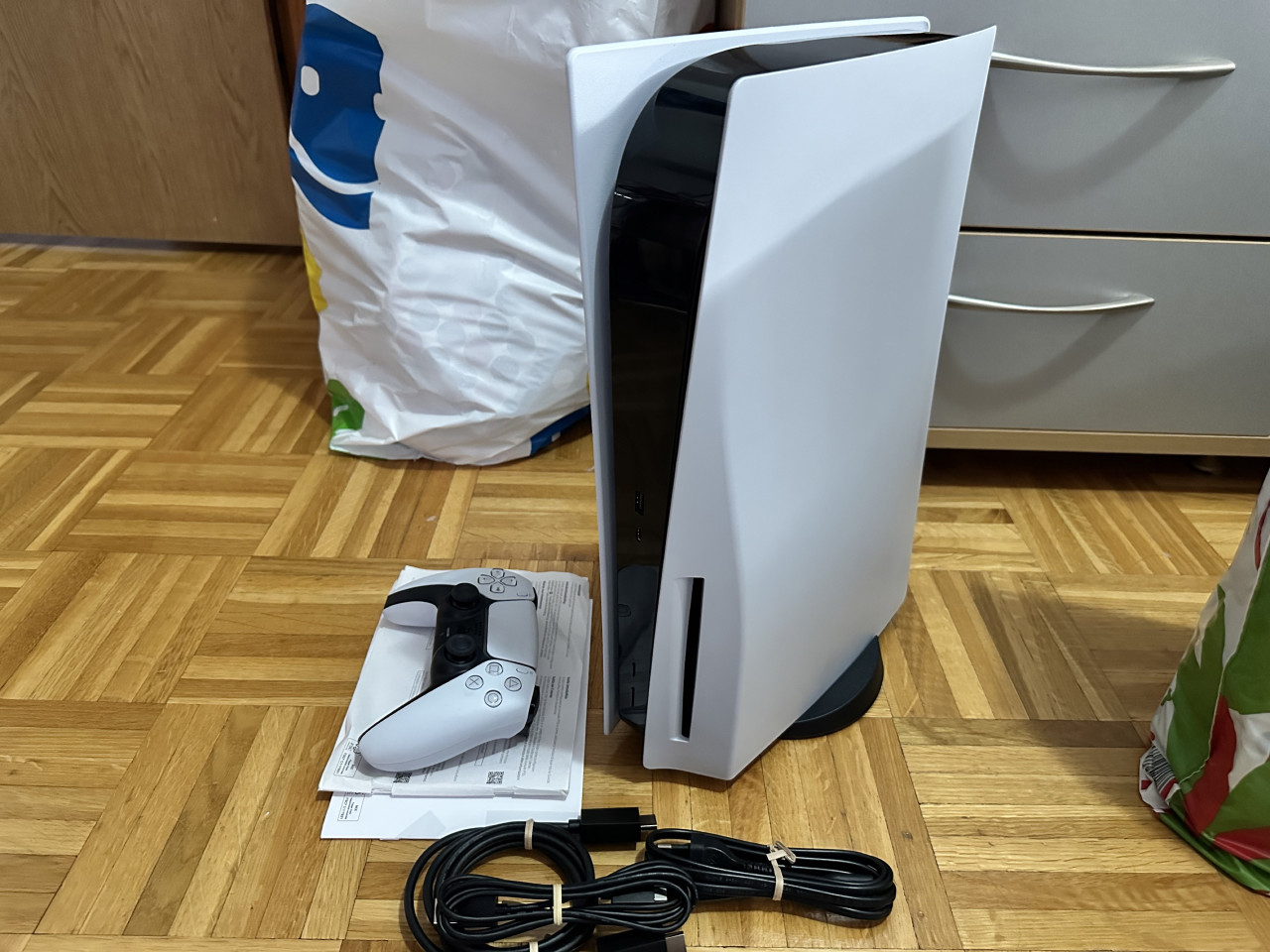 Ps5 playstation 5 disk NOVO - Konzole - OLX.ba