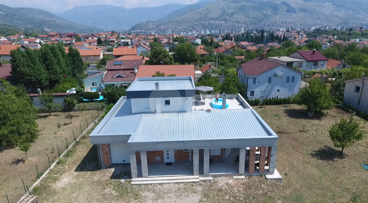 Mostar-Zapad-Cim-Mašići- Kuća sa okućnicom - prilika!! - Kuće - OLX.ba