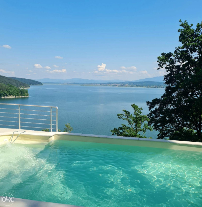 Kuća za odmor sa bazenom, jezero Modrac - Vikendice - OLX.ba