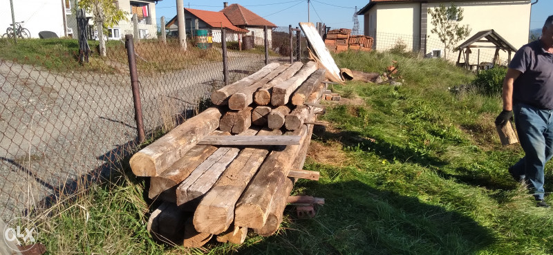 Građa gradja hrast tesana krovna grede - Daske, fosne i grede - OLX.ba
