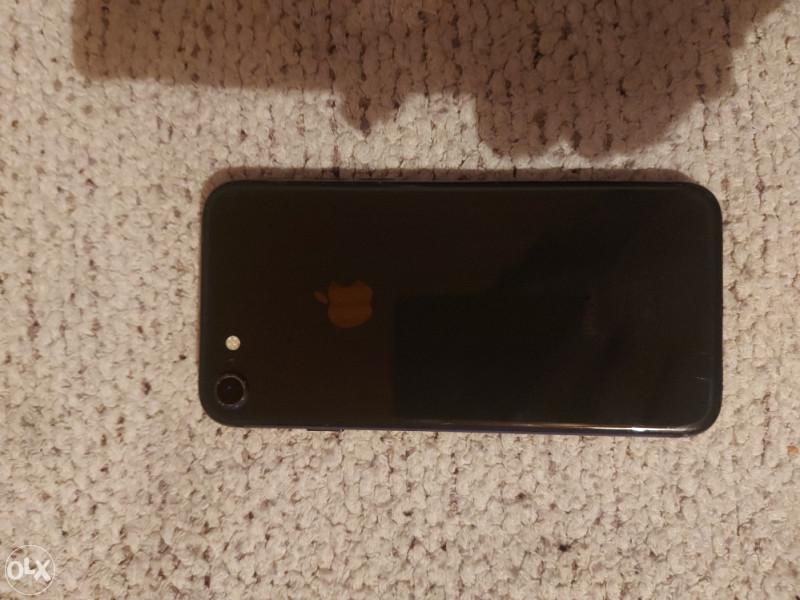 I phone 8 - Mobiteli - OLX.ba
