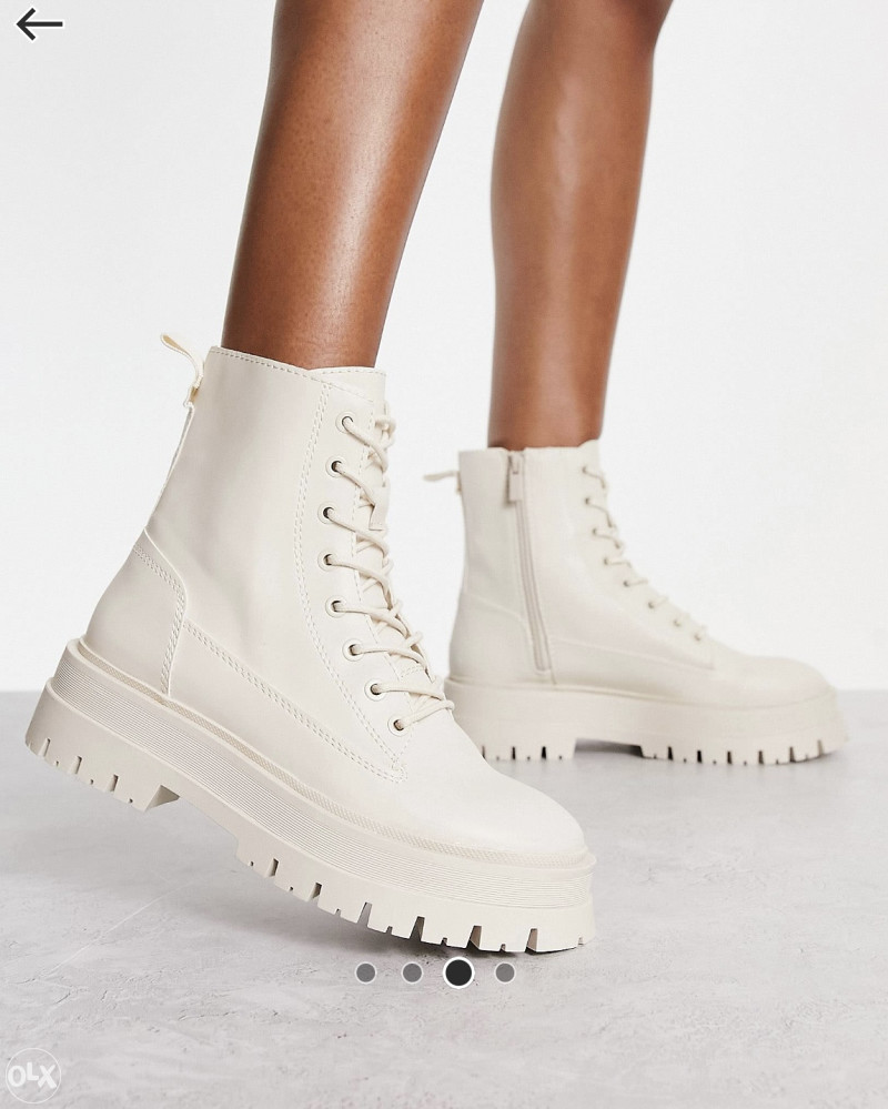 Stradivarius Cizme 40KM - NOVO - Cipele i Gležnjače za žene - OLX.ba