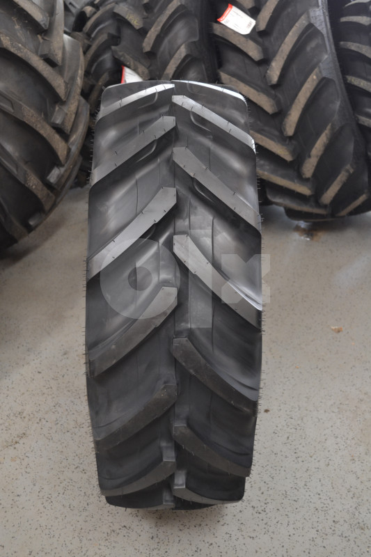 320/85 R20 TRAKTORSKE GUME Alliance - Gume i felge za traktore - OLX.ba