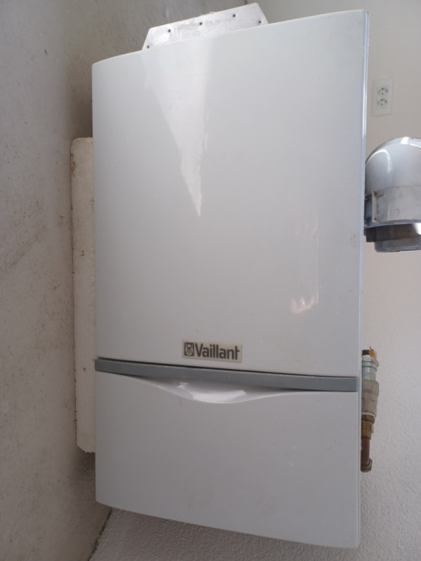Plinski bojler Vaillant - Plinski bojleri/kotlovi - OLX.ba