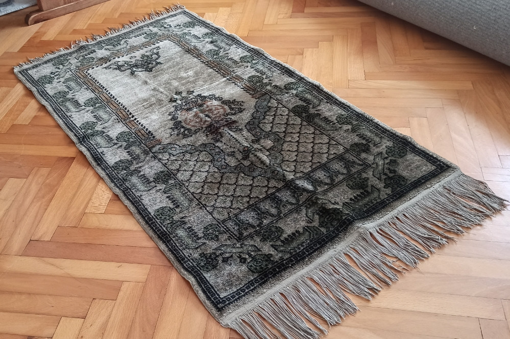 Perzijski svileni ćilim - serdžada - Ćilimi i Tepisi - OLX.ba