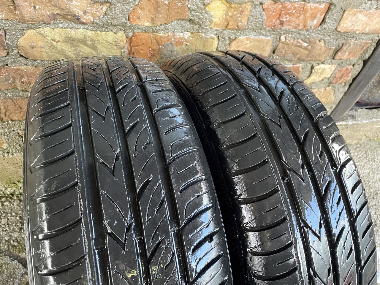 2 gume 195 65 15 Gislaved 2022g. ljetne(Sultan prom) - Gume - OLX.ba