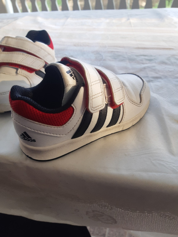 Djecije patike adidas - Tene/Patike za dječake - OLX.ba