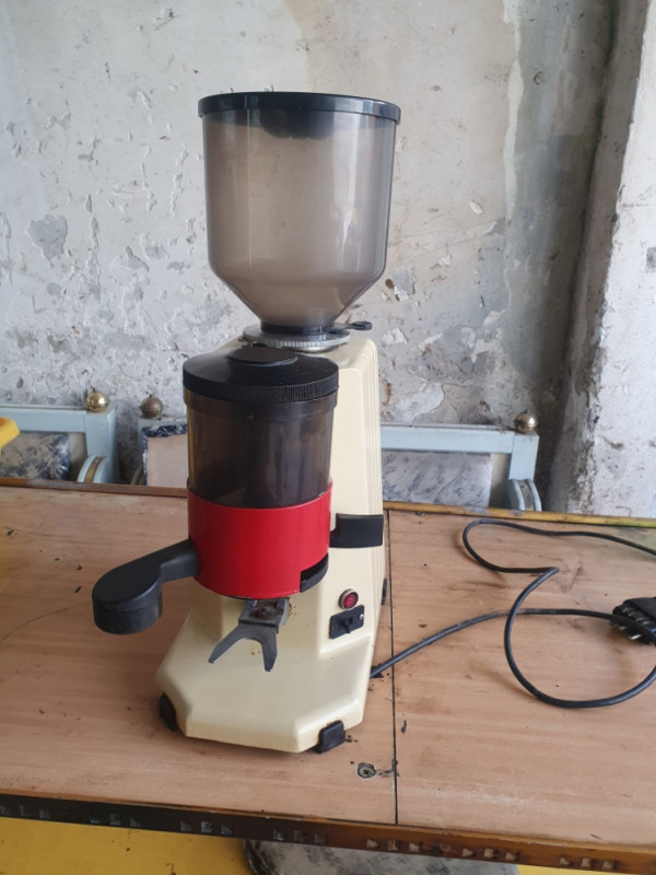 mlin za kavu Gaggia Gagia - Kafe aparati - OLX.ba