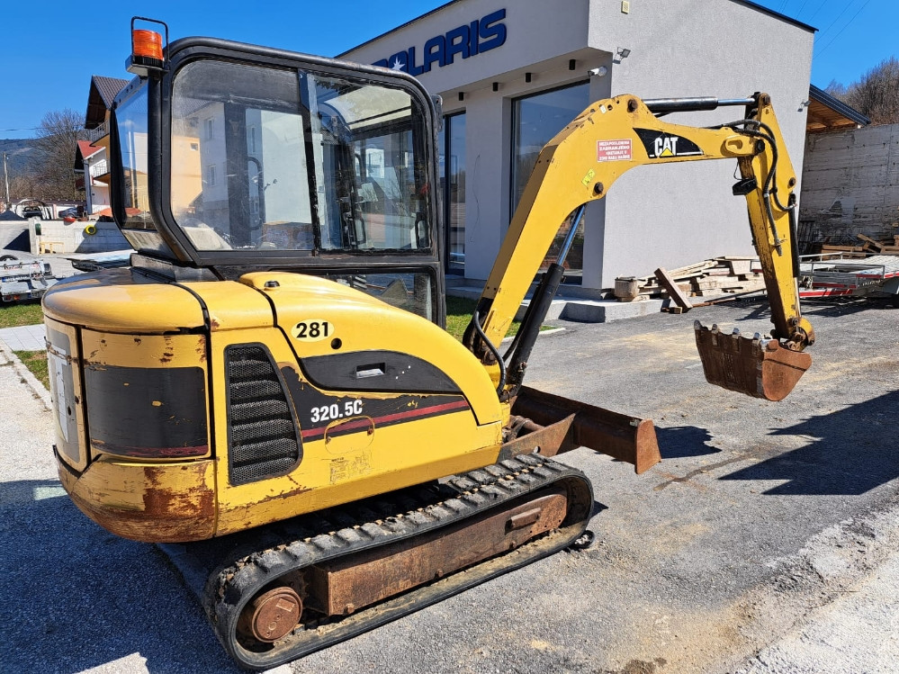 Mini bager minibaget bager Cat jcb kubota - Bageri - OLX.ba