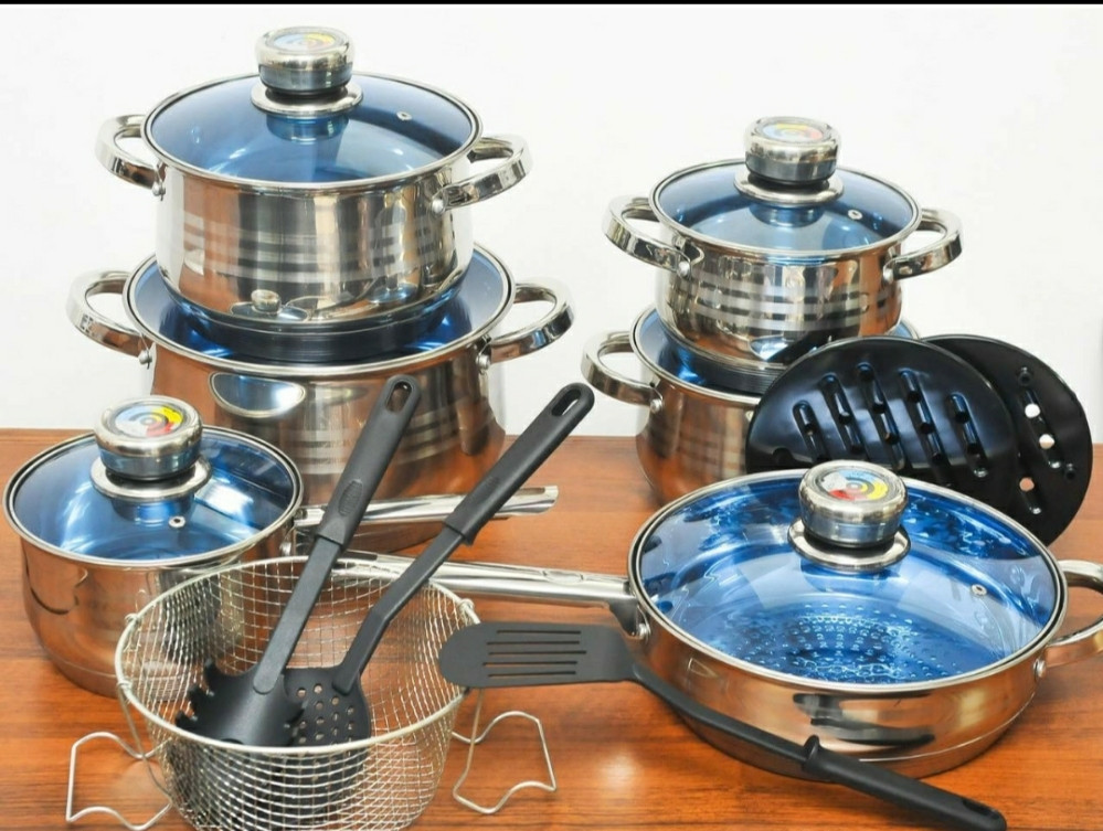 Set teskog posudja sa 9-slojnim dnom 18/10 - Šerpe - OLX.ba