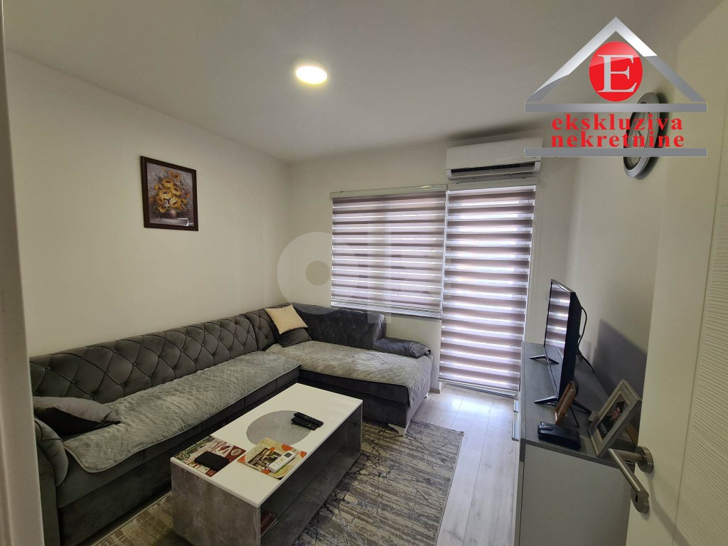 -CENTAR- Namješten trosoban stan III sprat ID 3597/DŠ - Stanovi - OLX.ba