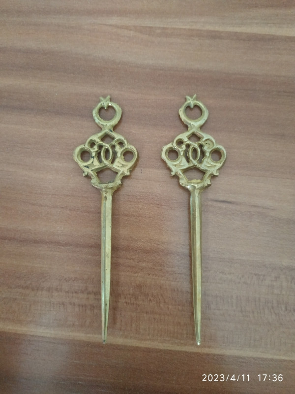 Metalne Krunice Krunske Trzalice Starina Antikviteti - Antik predmeti ...