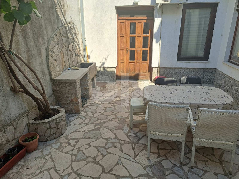 Stan Mostar - Stanovi - OLX.ba