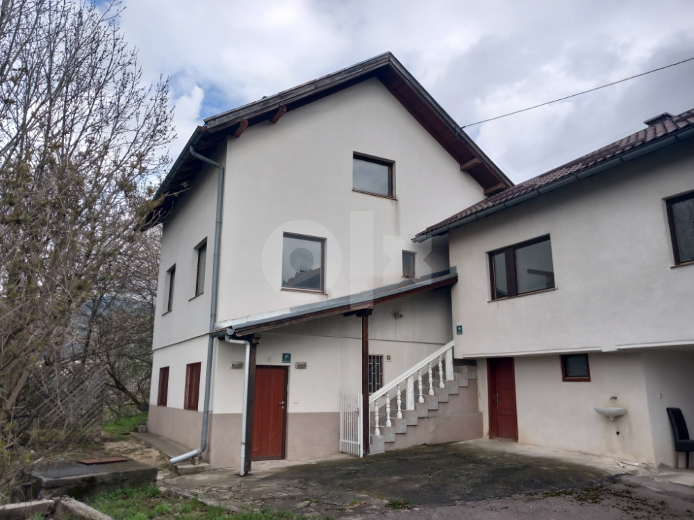 Dvije kuce Sarajevo - Stari Grad TOP PONUDA - Kuće - OLX.ba