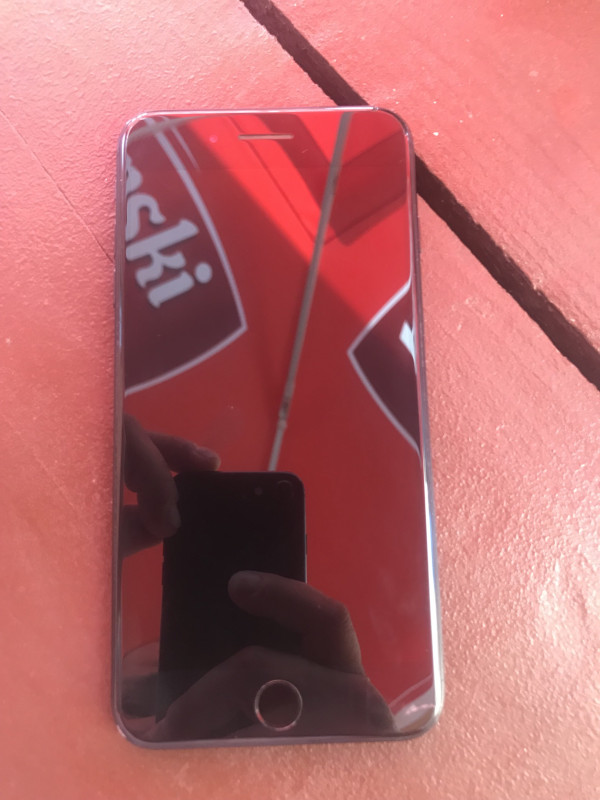 IPhone 8 Plus - Mobiteli - OLX.ba