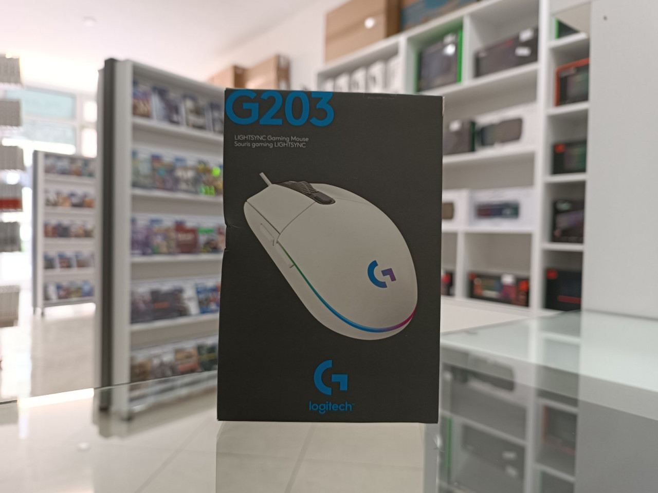 Logitech G203 Lightsynce White Gaming Miš - Miševi - OLX.ba