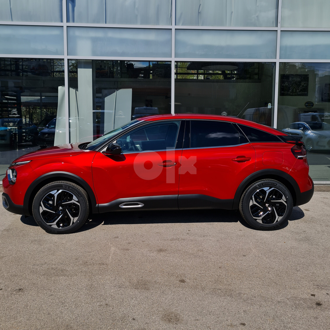 Citroen C4 Shine PureTech 130 EAT8 / 2023 - Automobili - OLX.ba