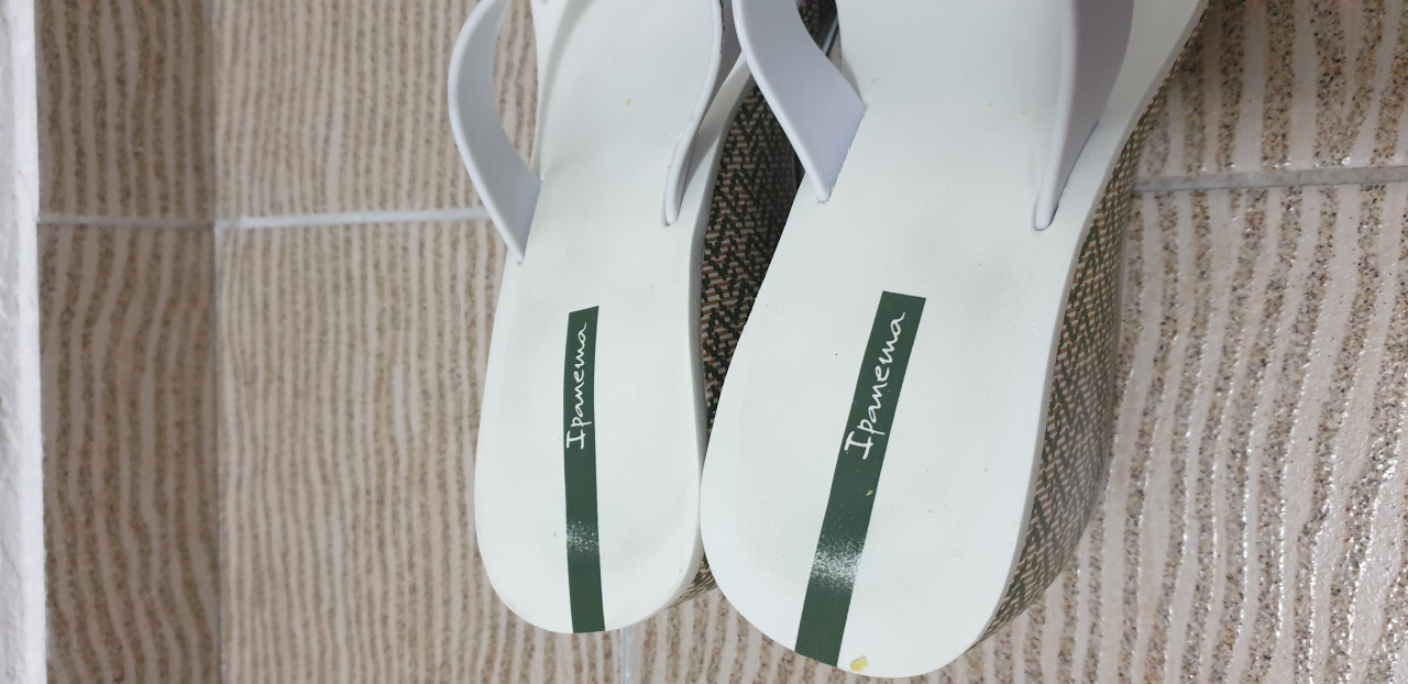 Zenske papuce na platformu - Papuče i japanke - OLX.ba