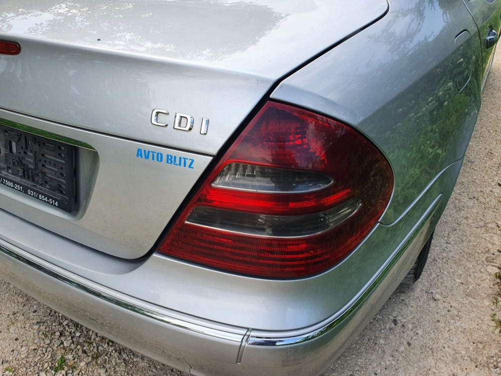 Stop svjetlo desno desni E klasa classa clasa w211 05g - Farovi i Štopke za automobile - OLX.ba