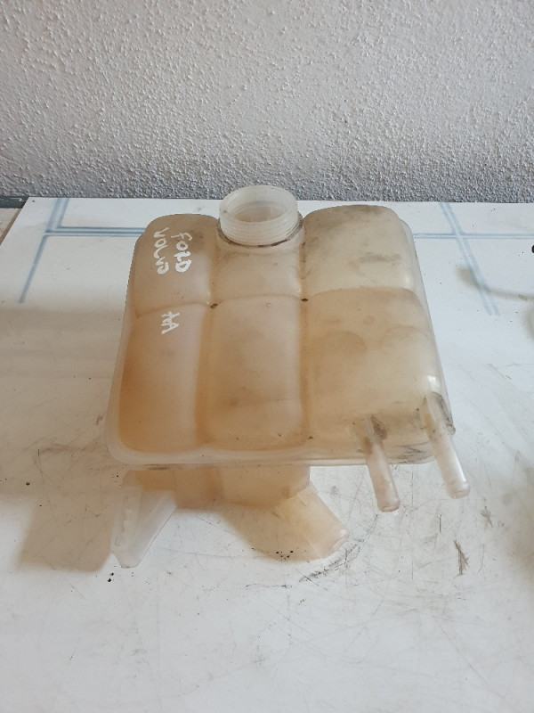 Boca vode motora Ford Focus C max Volvo s40 v50 - Posude tečnosti za ...