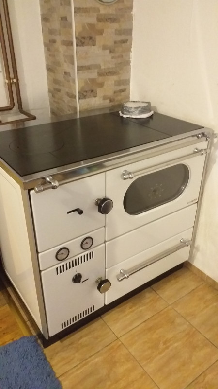 Alfa sporet 20 za etazno grijanje - Peći na drva - OLX.ba