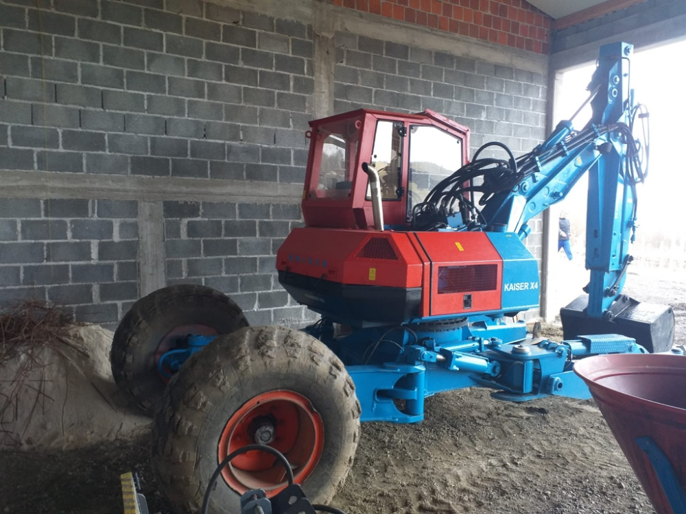 Bager bager mini bager zaba gradjevinske masine - Bageri - OLX.ba