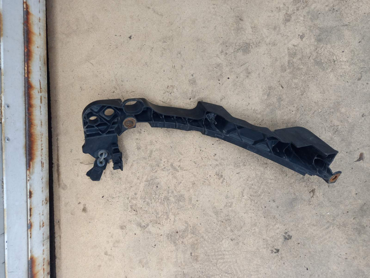 NOSAC FARA L. GOLF 6 5k0807889 AVA 20310 - Nosači farova za automobile ...