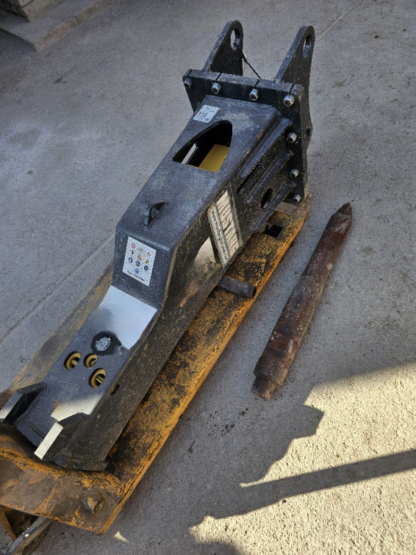 Hidraulicni cekic MUSTANG pikamer pikaner pikhamer - Radni priključci i ...