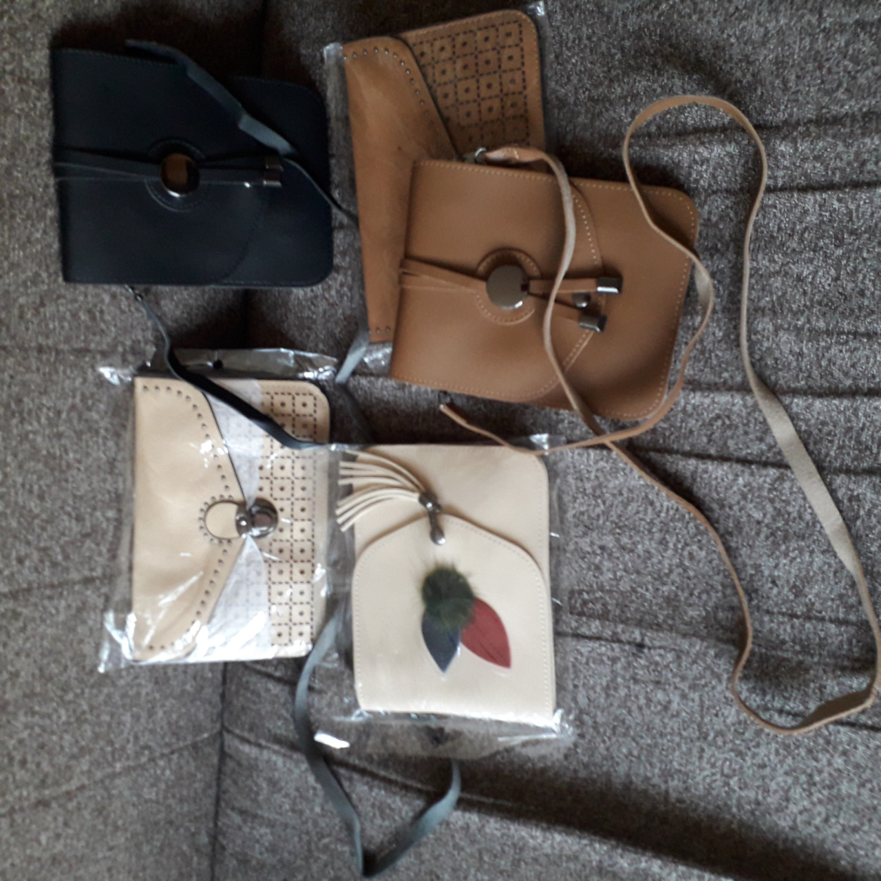 Zenska torbica 18x15cm -vise boja -NOVE -4km - Torbe i ruksaci za žene ...