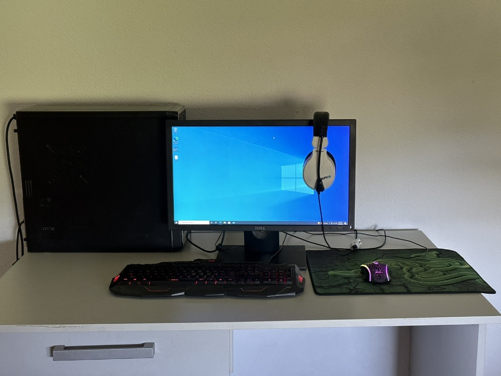 Full Gaming Setup PC, Monitor, Slušalice - Desktop Računari - OLX.ba