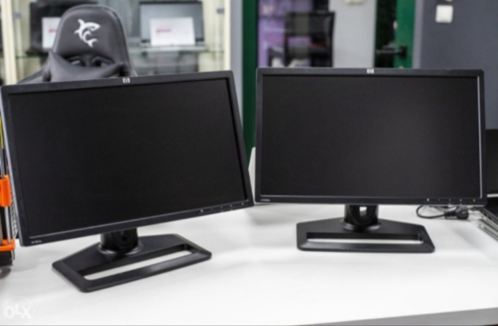 Monitor HP ZR22W 22" FullHD IPS DVI VGA Pivot - Monitori - OLX.ba