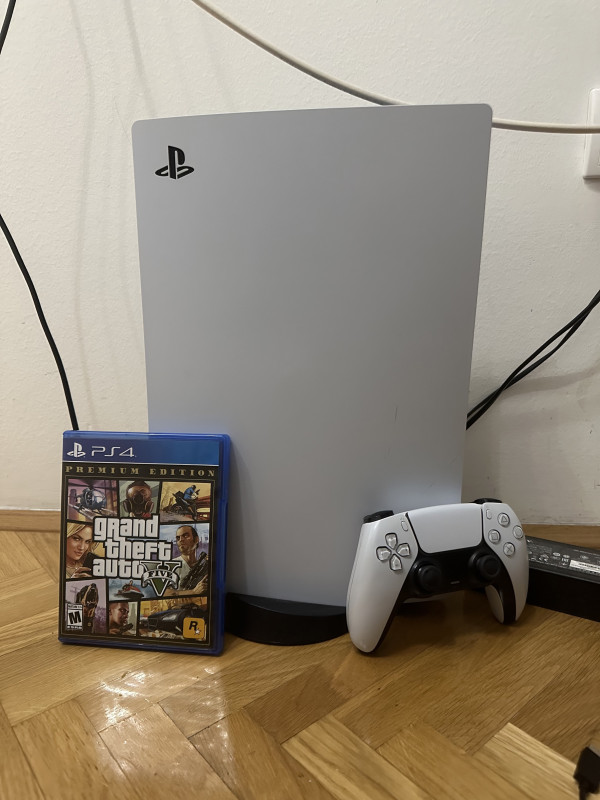 Ps5 Disk PlayStation 5 825 GB /GTA 5/ Play Station PS 5 - Konzole - OLX.ba