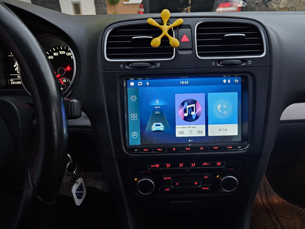 ANDROID MULTIMEDIA VW 9" Golf Passat 5 6 Tiguan Škoda Polo Touran - CD/DVD/MC/Radio player za ...