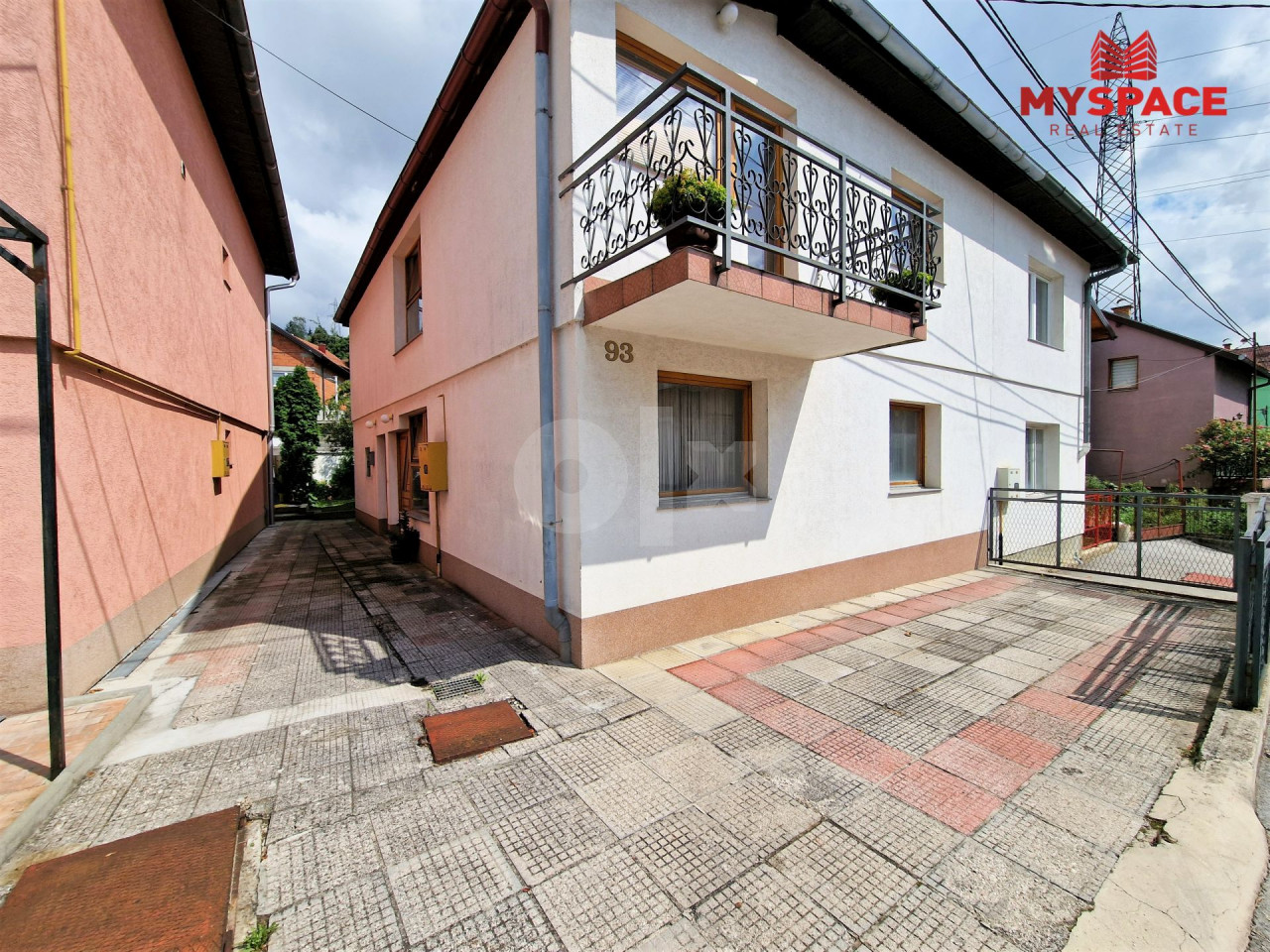 MY SPACE/ Kuca/ Velesici/ Gornj velesici/ 173m2 - Kuće - OLX.ba