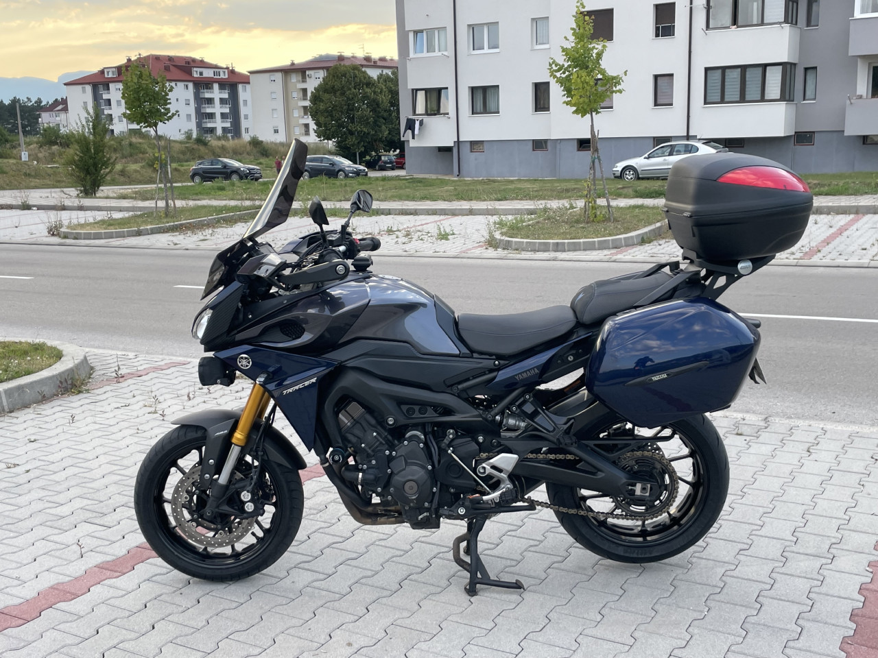 Yamaha Tracer 900 + Vrhunski Paket Opreme - Motocikli - OLX.ba