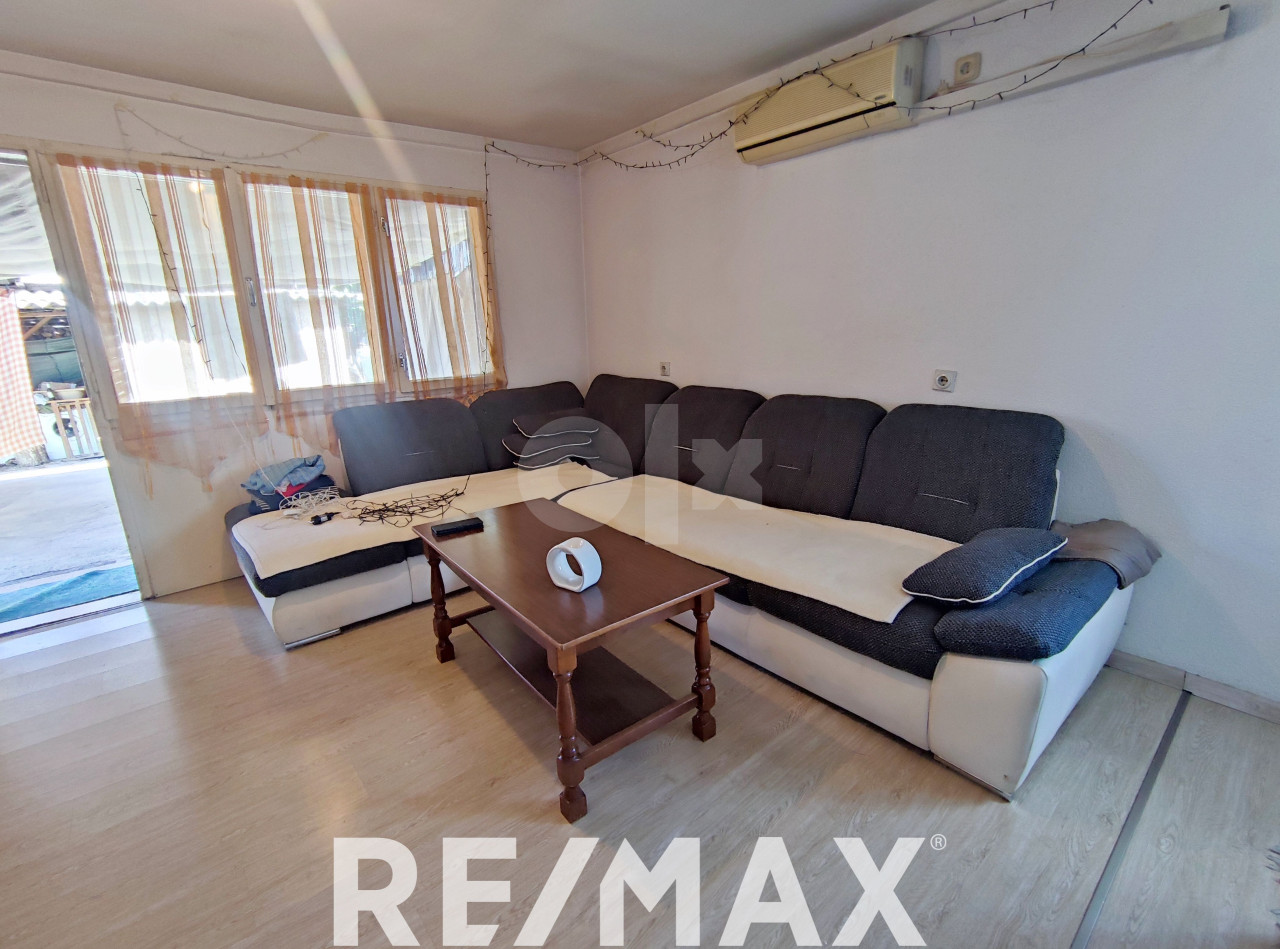 Na prodaju baraka na finoj lokaciji, Budžak - Kuće - OLX.ba