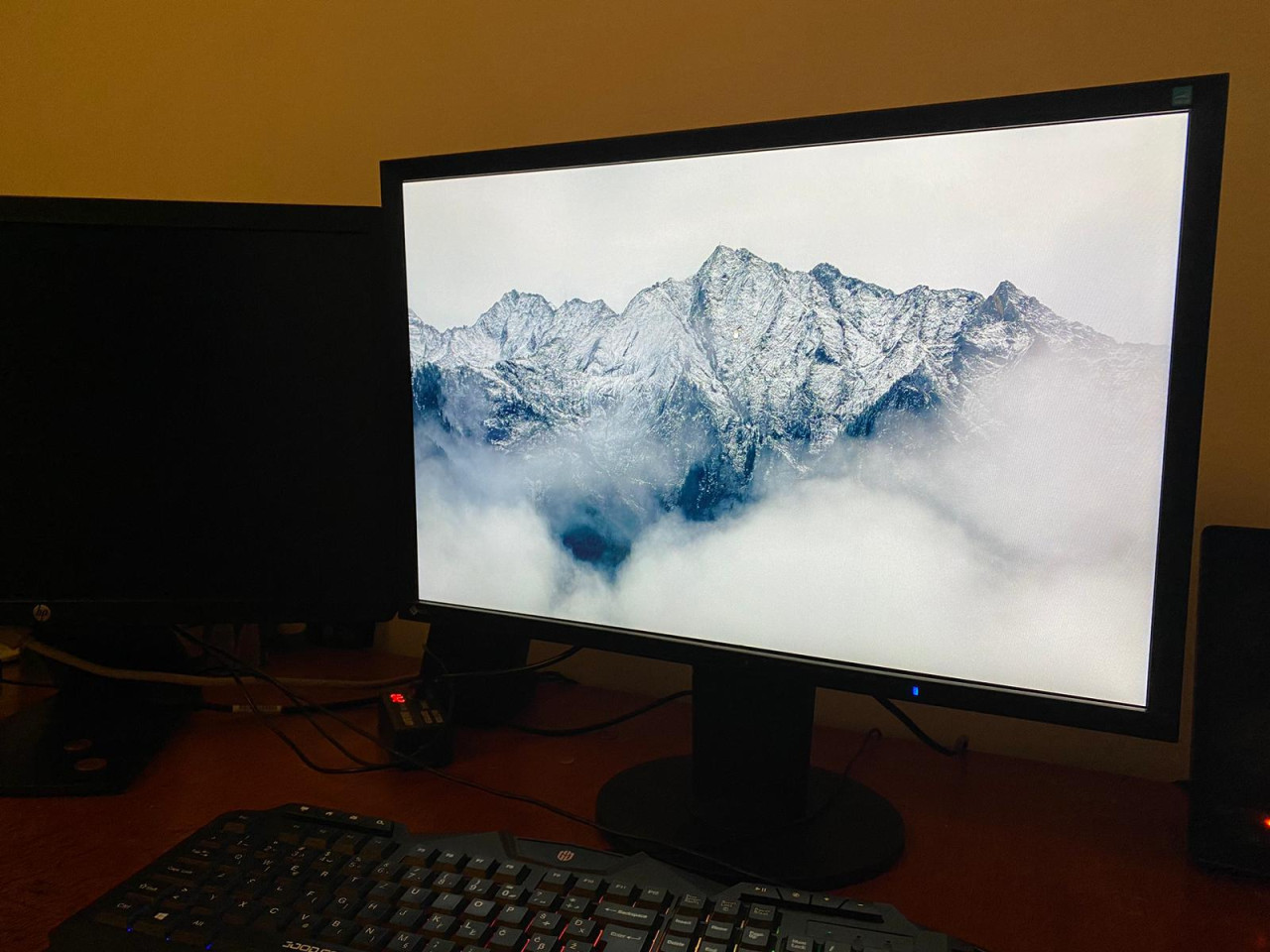 Monitor za računar - Monitori - OLX.ba