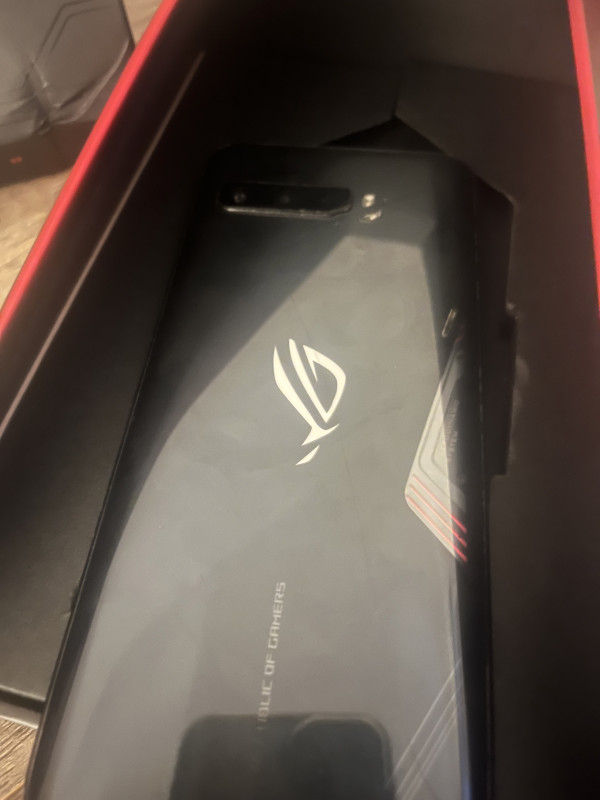 Mobitel Telefon Asus Rog 3 - Mobiteli - OLX.ba