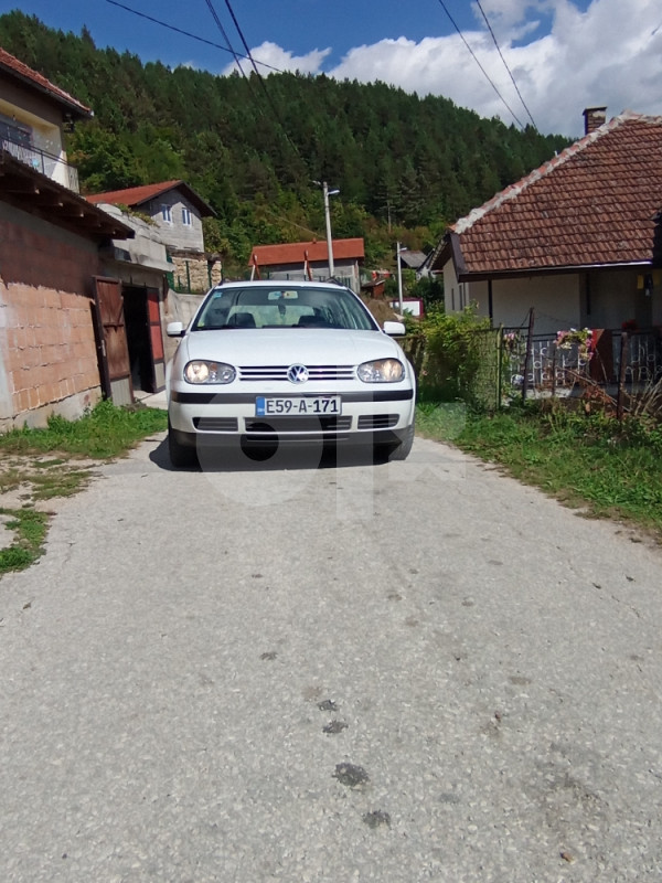 Volkswagen Golf 4 karavan motion 4x4 - Automobili - OLX.ba
