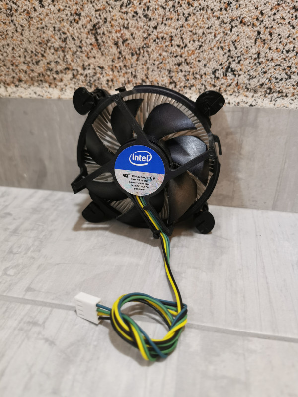 Intel Kuler za procesor LGA 1155, 1156, 1150, 1151 - Cooleri - OLX.ba