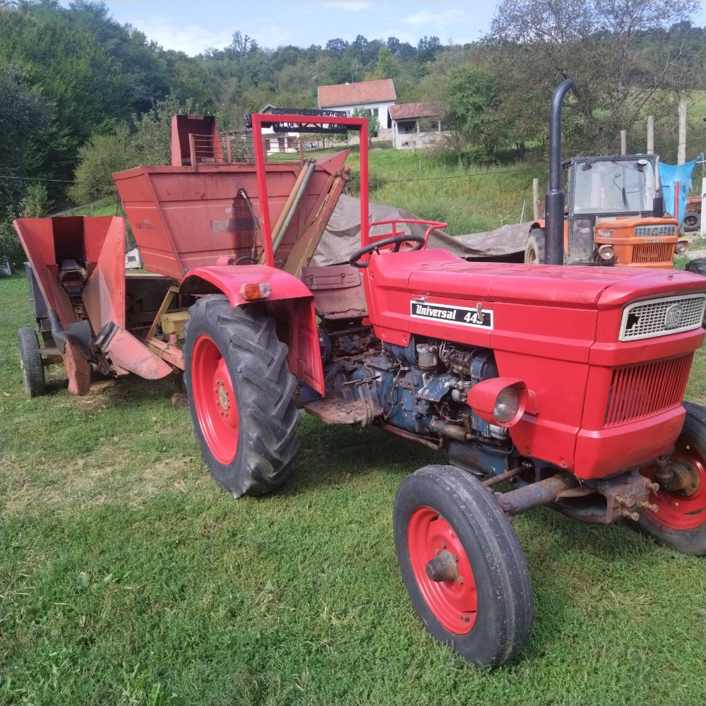 Traktor Universal 445 - Traktori - OLX.ba