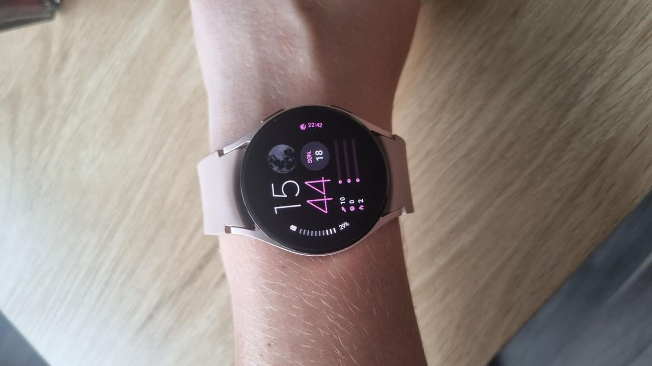 Samsung galaxy watch 4 40mm Bluetooth - Smartwatch (pametni satovi ...