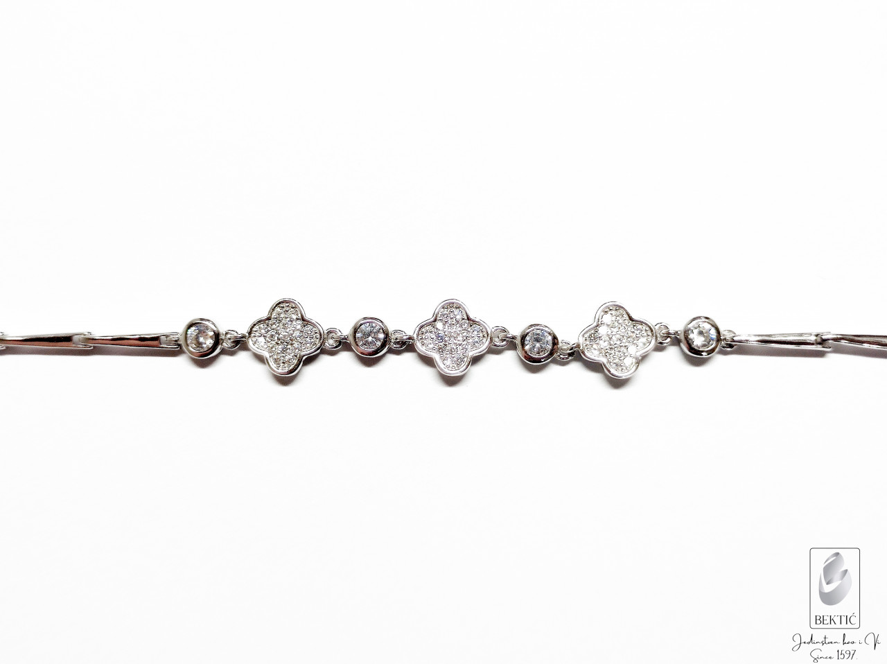 Narukvica srebro 925 srebrena srebrna zenska - Narukvice - OLX.ba