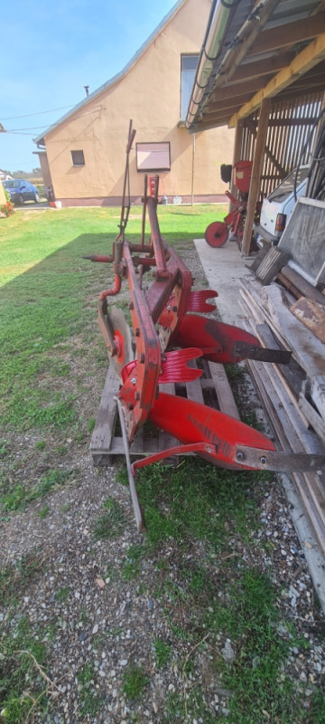 Plug 12 cola - Plugovi - OLX.ba