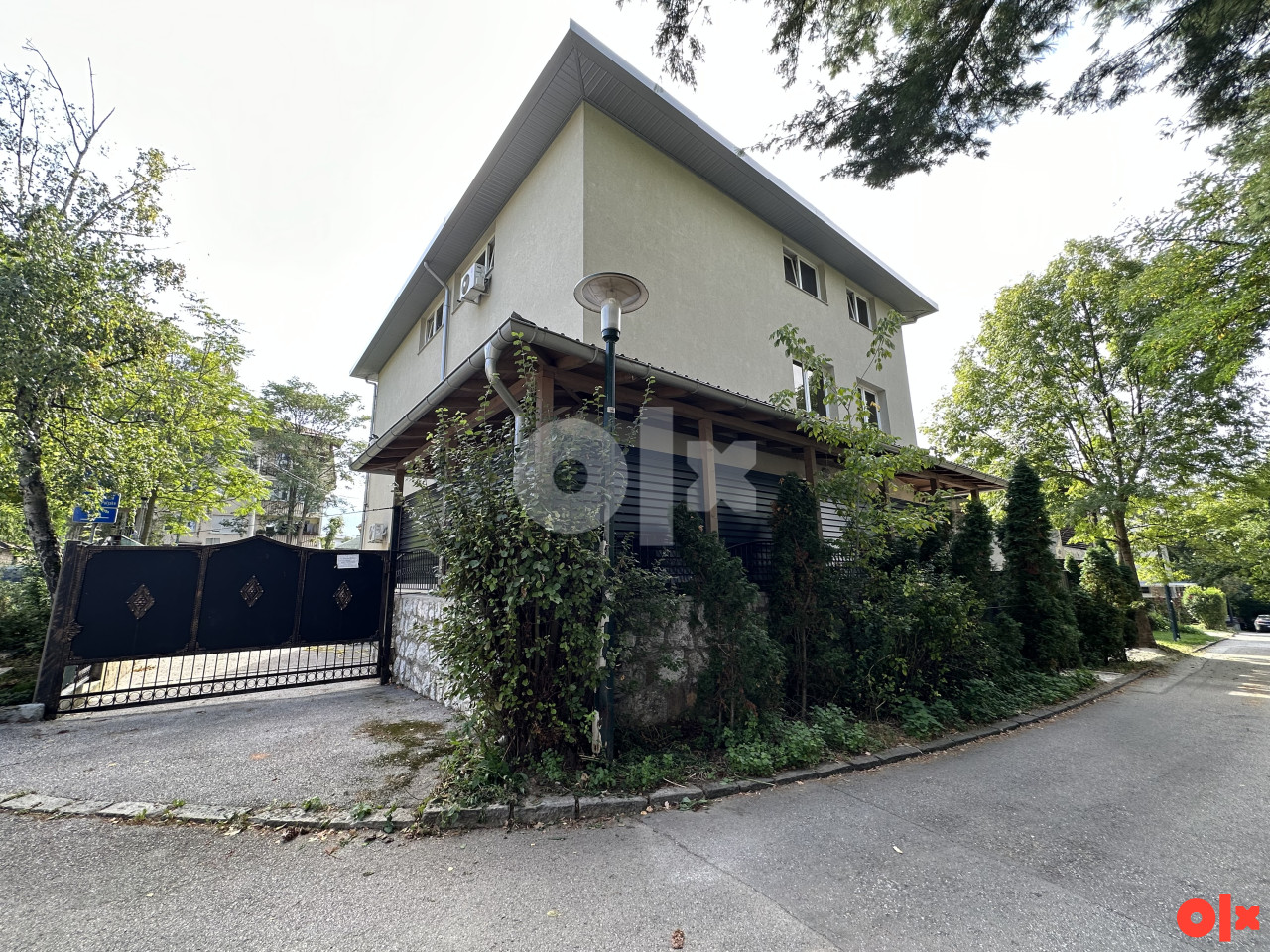 Centar - Luksuzna kuca/rezidencija CCA 440m2 - Kuće - OLX.ba