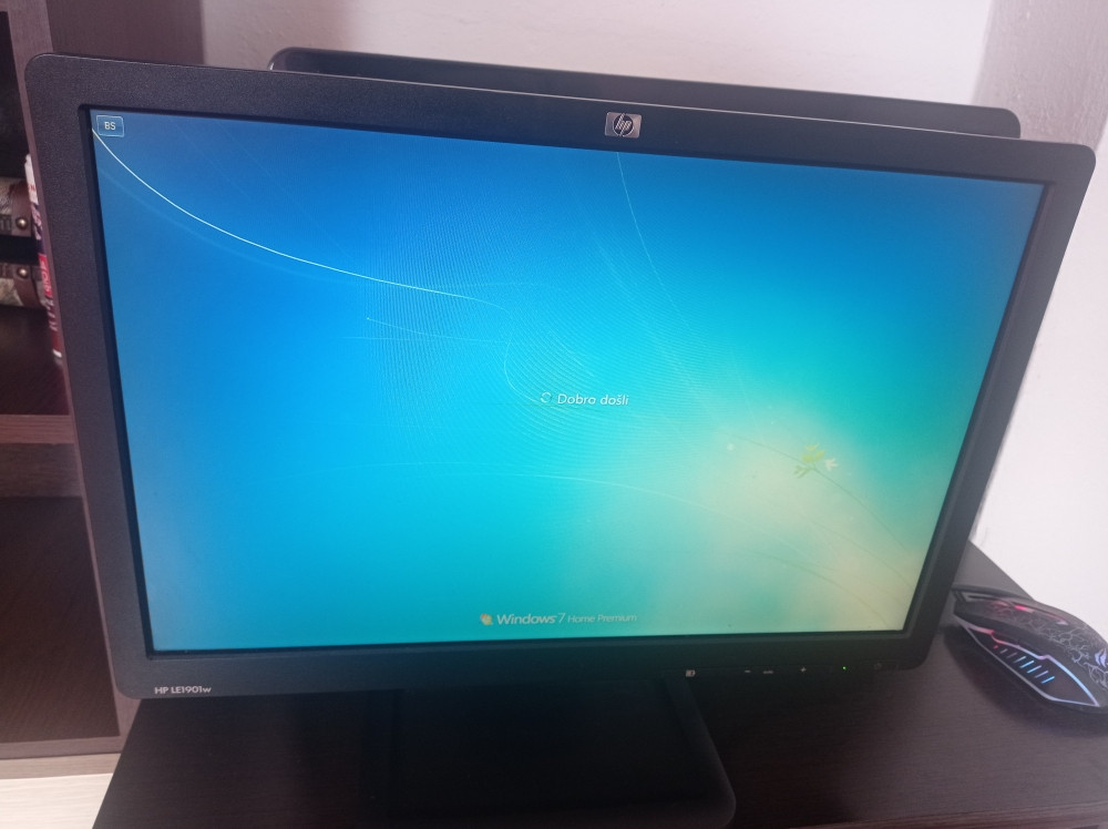 HP Monitor za kompjuter - Dijelovi i oprema za TV - OLX.ba
